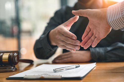 Der einfache Maklervertrag: Tipps und Tricks für Immobilienprofis